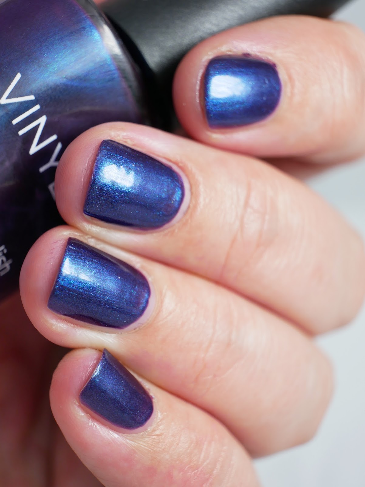 CND Vinylux - Eternal Midnight