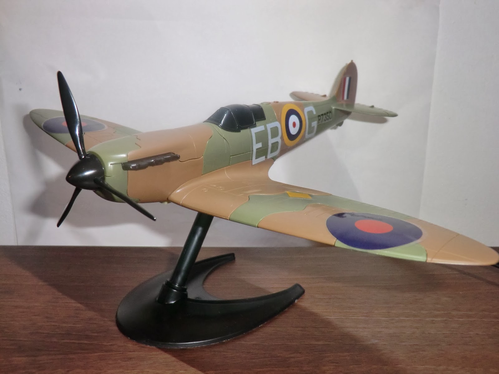Uk Bricks: AirFix Quick Build - Spitfire Review