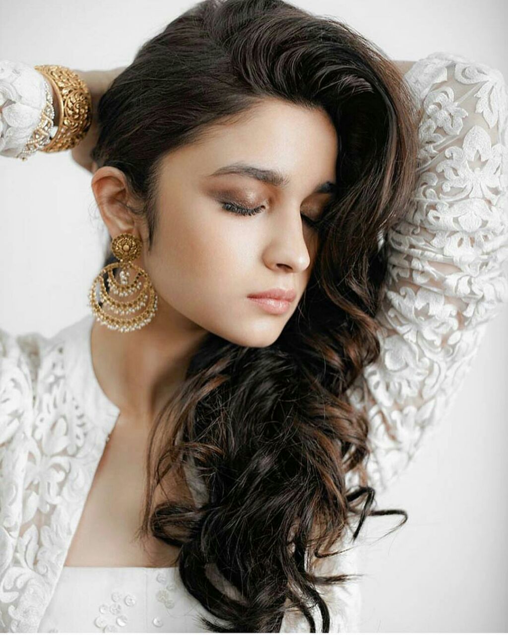 Alia Bhatt Wallpapers HD Download Free 1080p Colorfullhdwallpapers ...