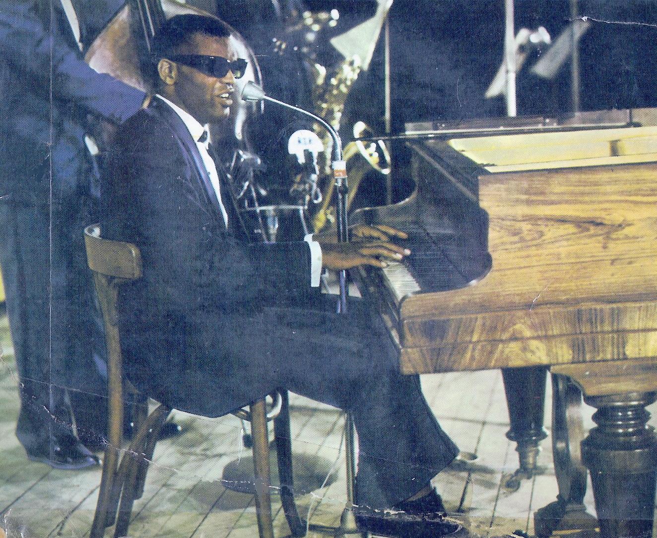 Ray Charles Video Museum: Ray Charles Live In Antibes (1961)