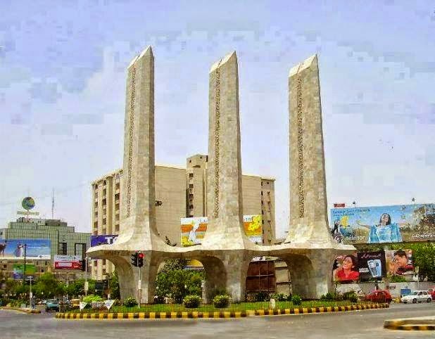 3 Talwar, Clifton, Karachi: The Teen Talwar (Three Swords) monument