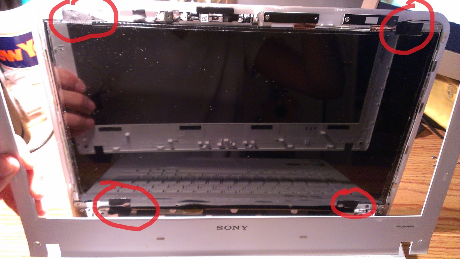 Sony Vaio PCG-61317L Screen Replacement How-To Guide: Here is a simply ...