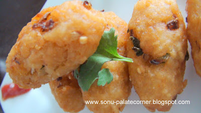palate corner: Poha cutlets ( rice flakes fritters )