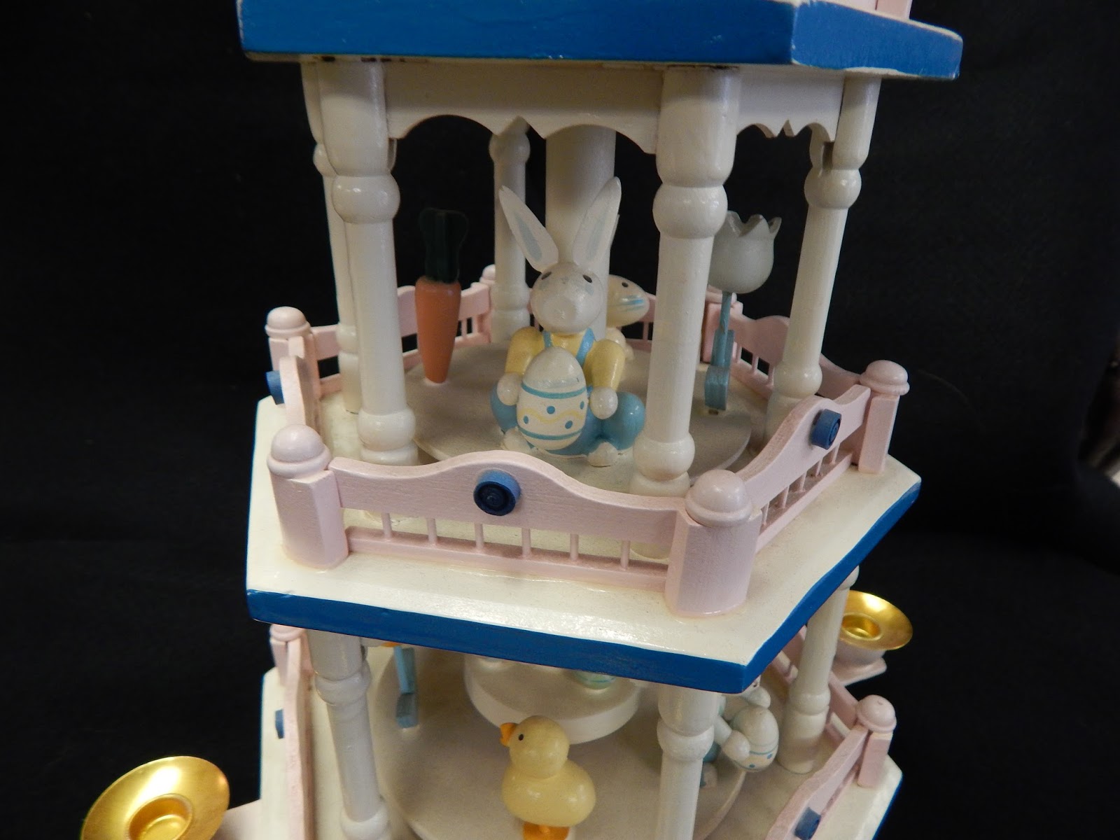 13909 Antiques: Vintage Easter Candle Carousel