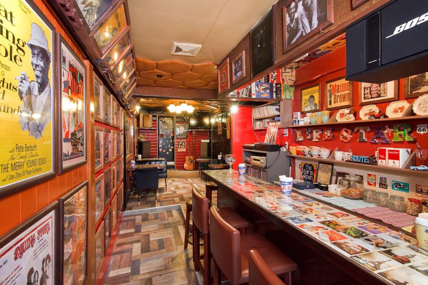 Miss HappyFeet: Waking up in: OSAKA Groovy Music Bar - The Best Hostel ...