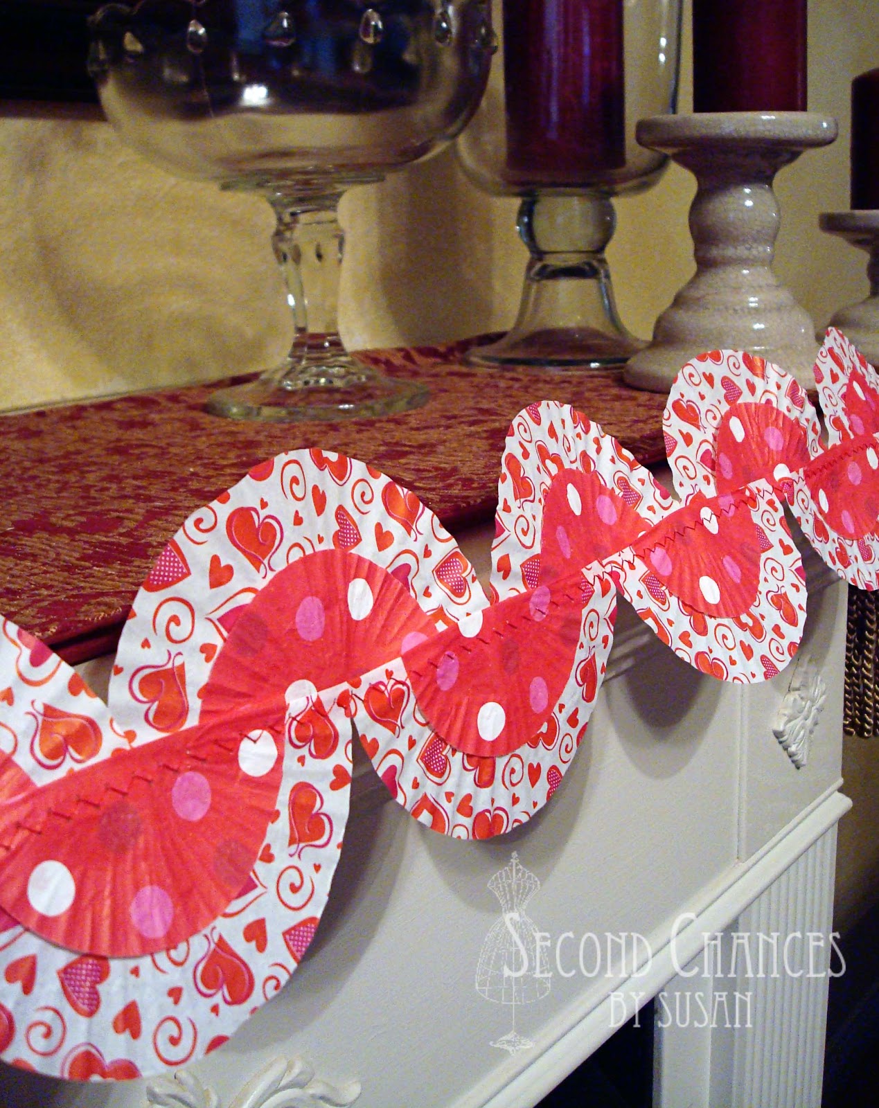 Second Chances by Susan: Dollar Store Crafting-Baking Cup Bunting