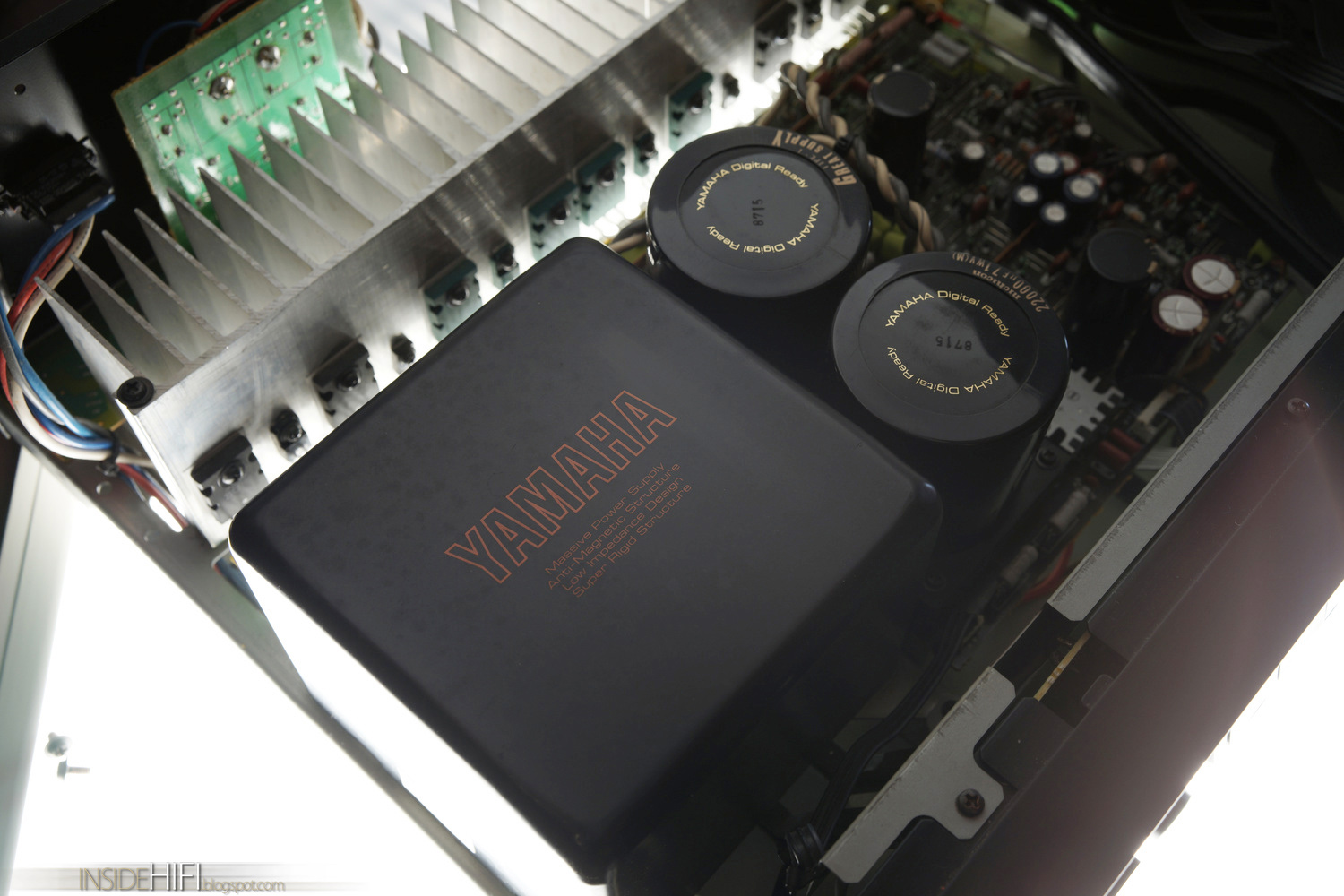 Inside Hi-Fi: Yamaha AX-900