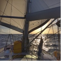 Tin Tin - Sailing the World: Goosewinged westwards