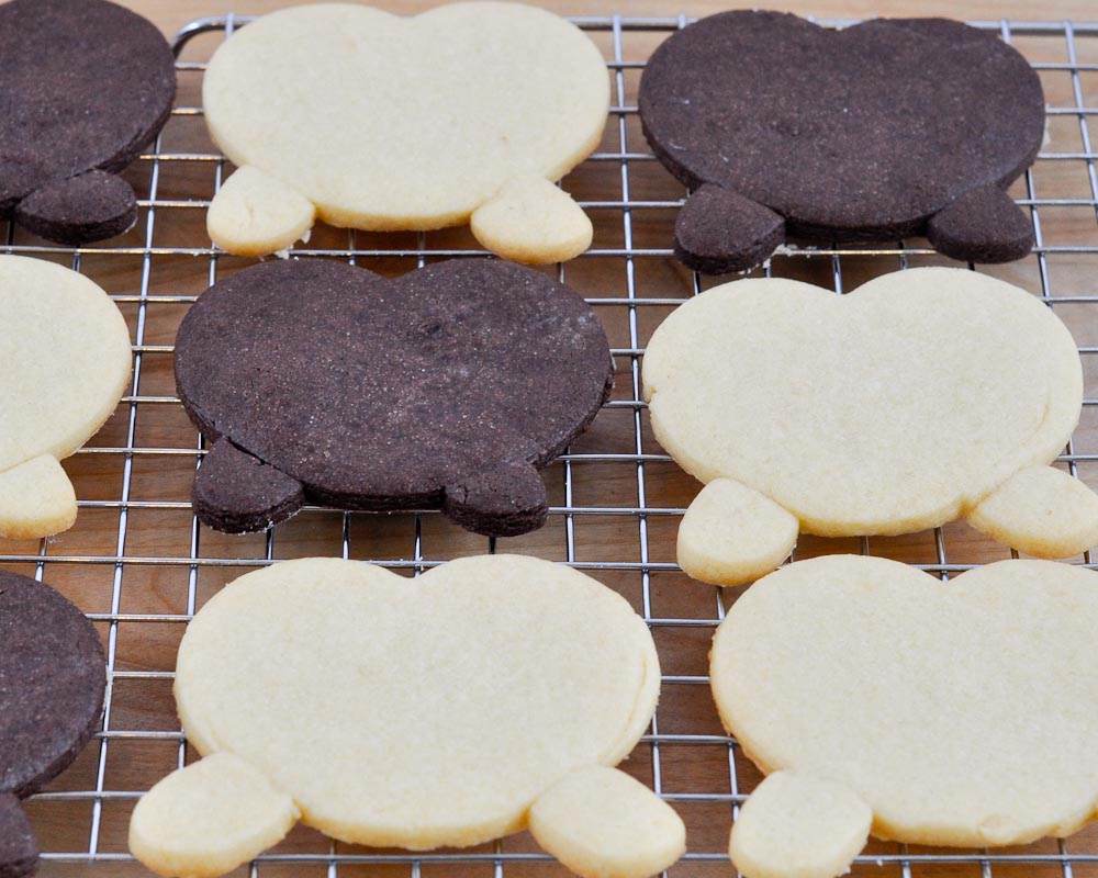 Beki Cook's Cake Blog: Pretzels! Peanuts! Cookies!