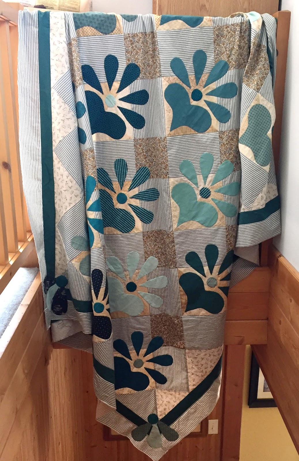 Quilty Folk: Blue Plumes, the Quilt That Snuck Into the Lineup