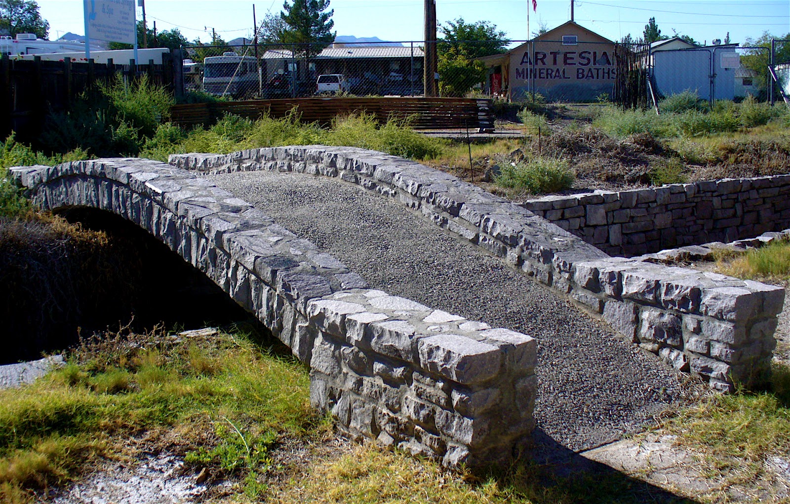 Alt. Build Blog: Building A Stone And Concrete Bridge