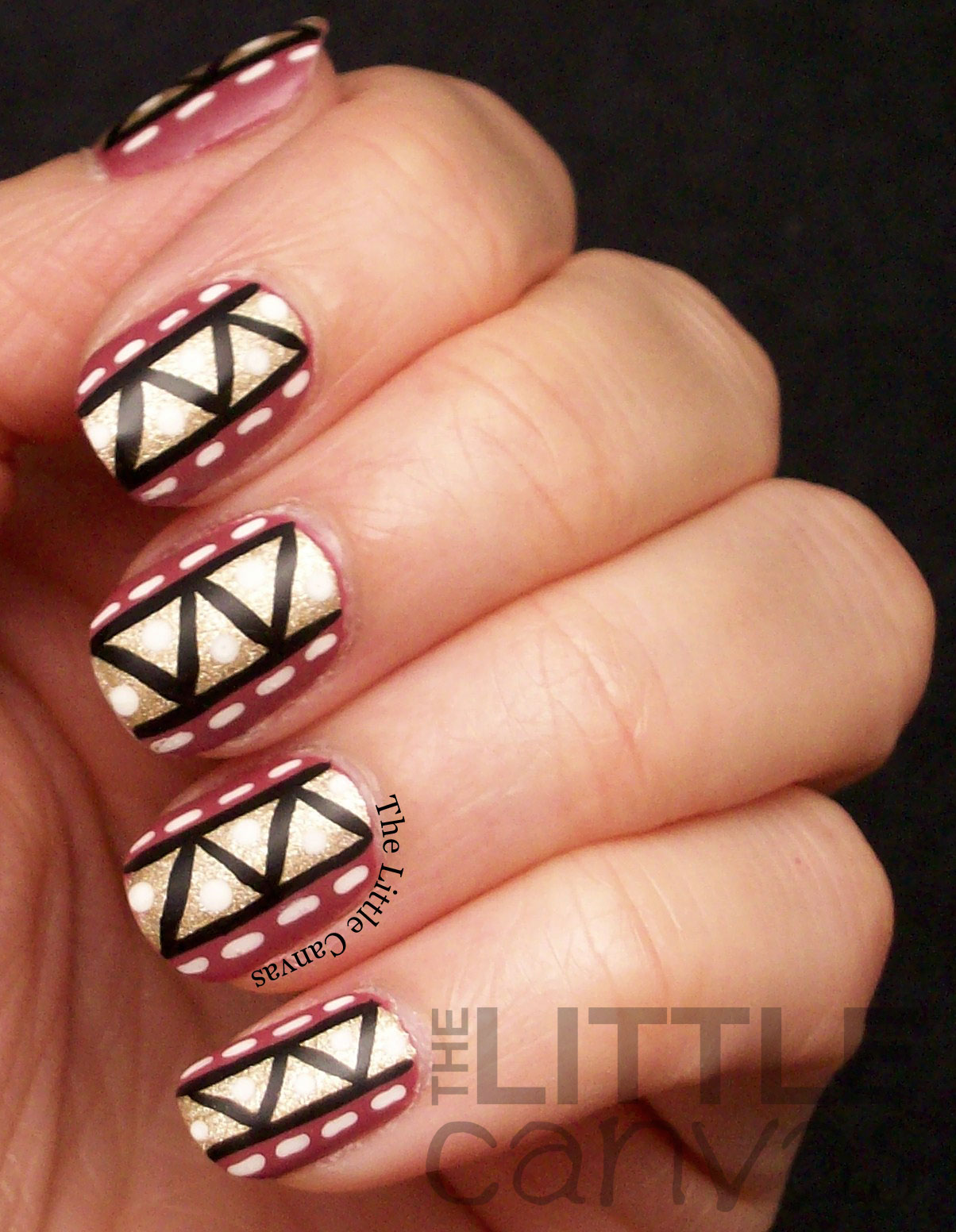 Bestie Twin Nails with Fashion Footing: Round 18 - The Little Canvas