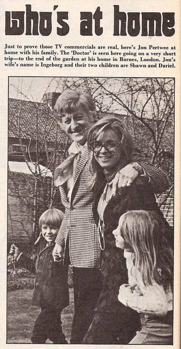 Making My 3rd Doctor Costume: TV Action - May 1973