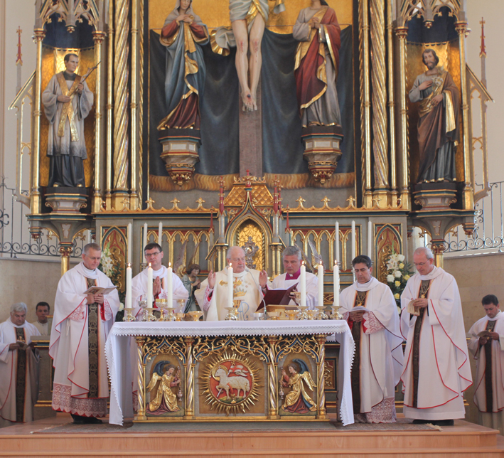 Where Heaven and Earth Meet: Two Altars