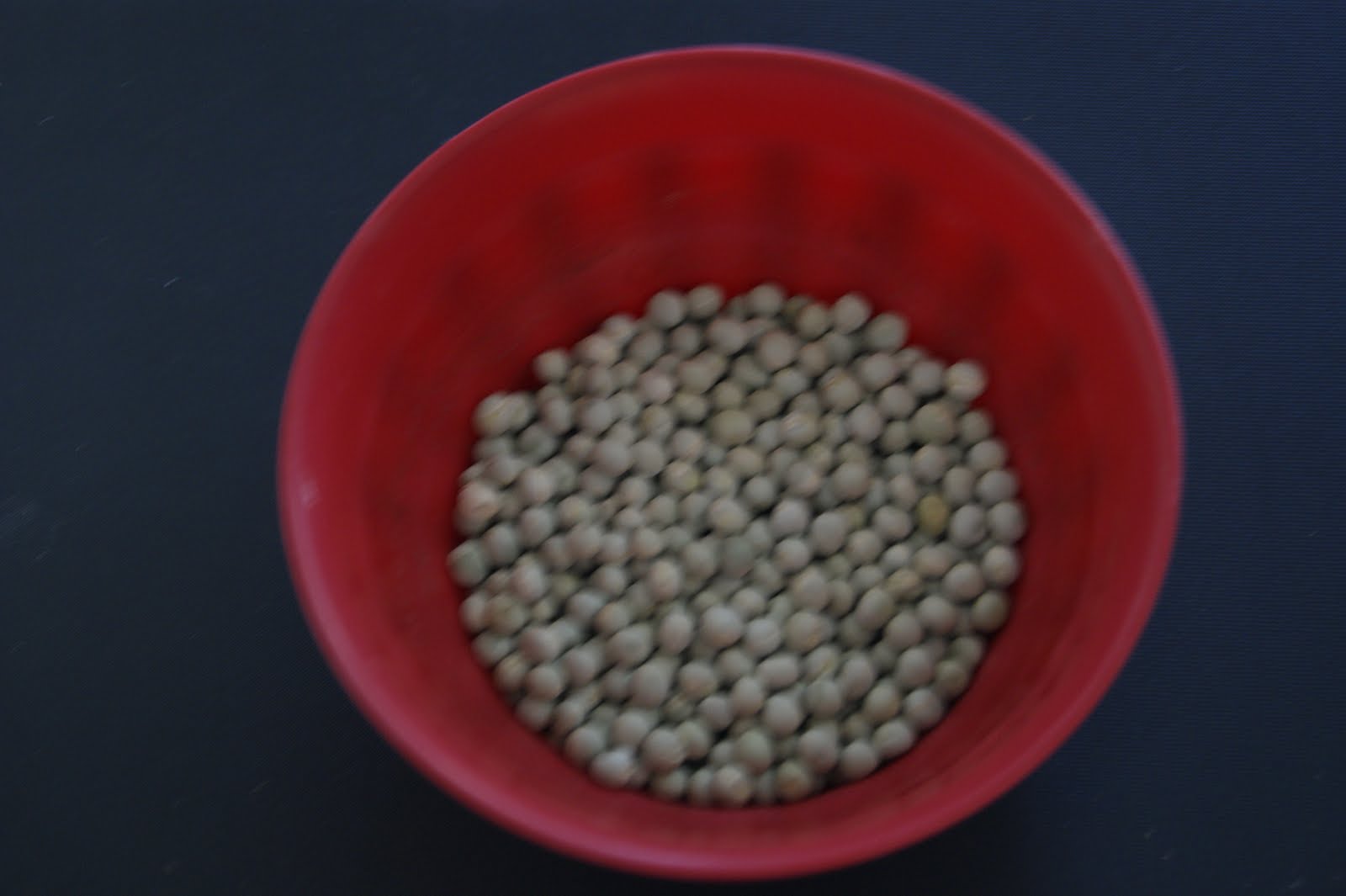 Dry Whole Green Peas Stew ( Hara Mutter ke Choley)