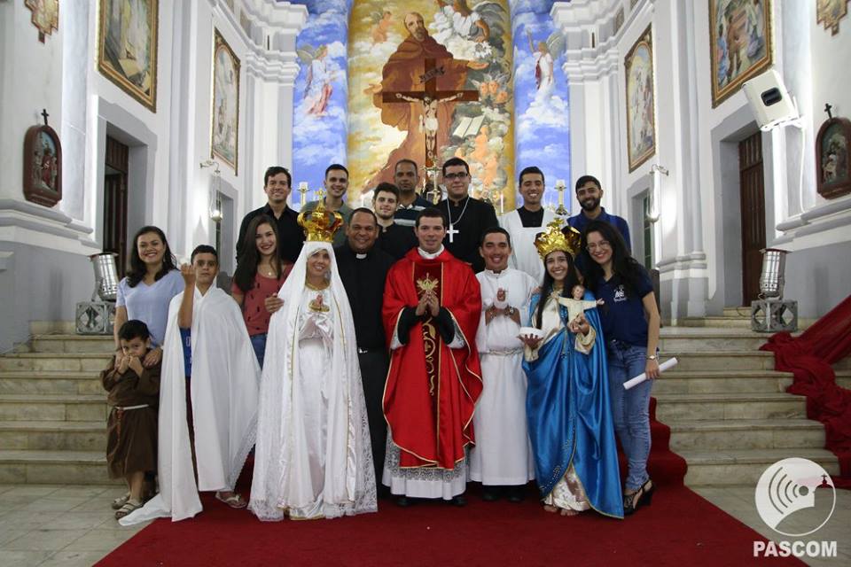 Acolhida do Padre Michael como Vigário Paroquial