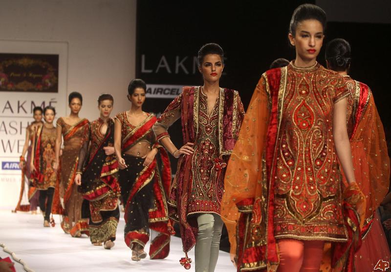 fashion style wallpaper: Lakme Fashion Week India 2011