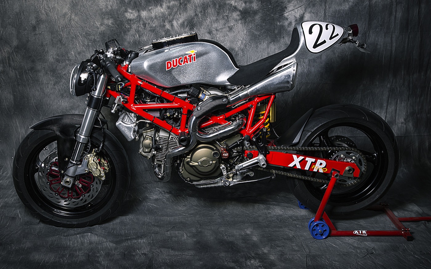 Extrema by XTR - Inazuma café racer