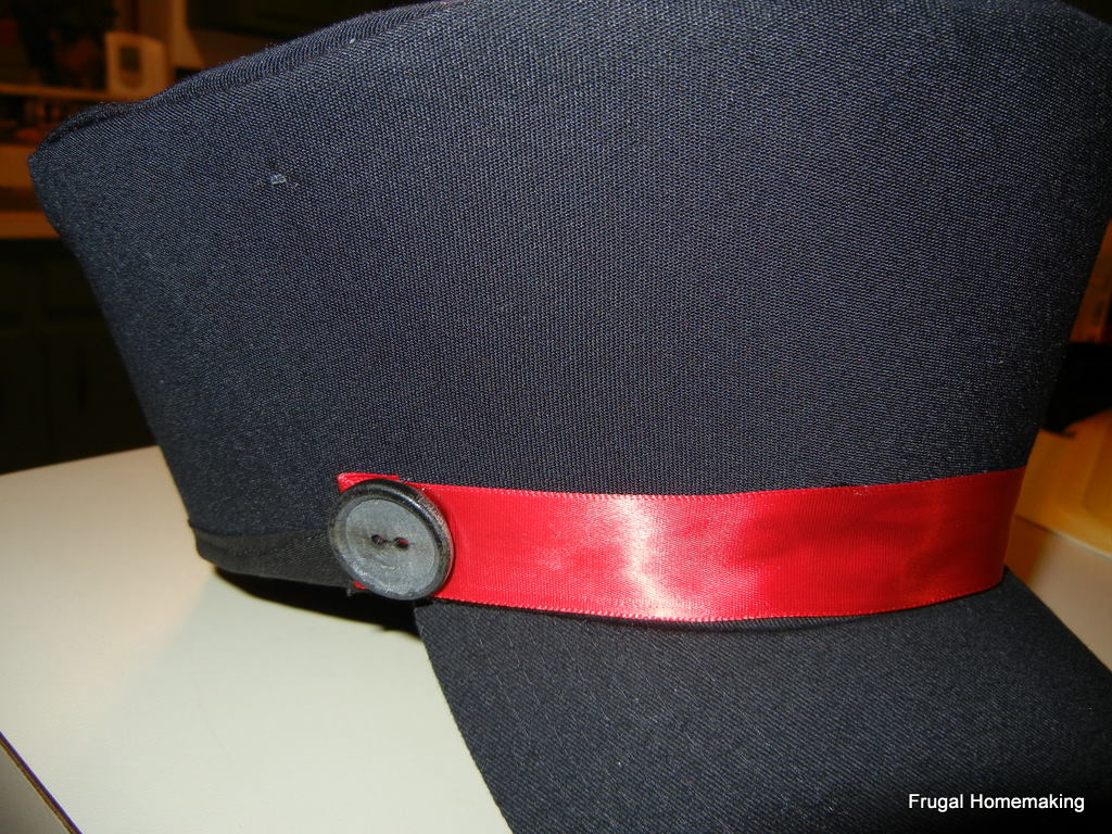 Frugal Homemaking: Railroad Conductor's Hat Tutorial