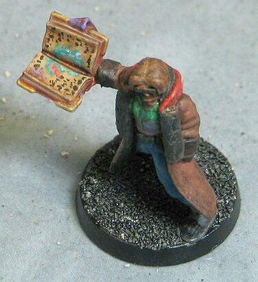 SciFi Crates, 28mm Self Portrait, and 2 Hunger Game Repaints