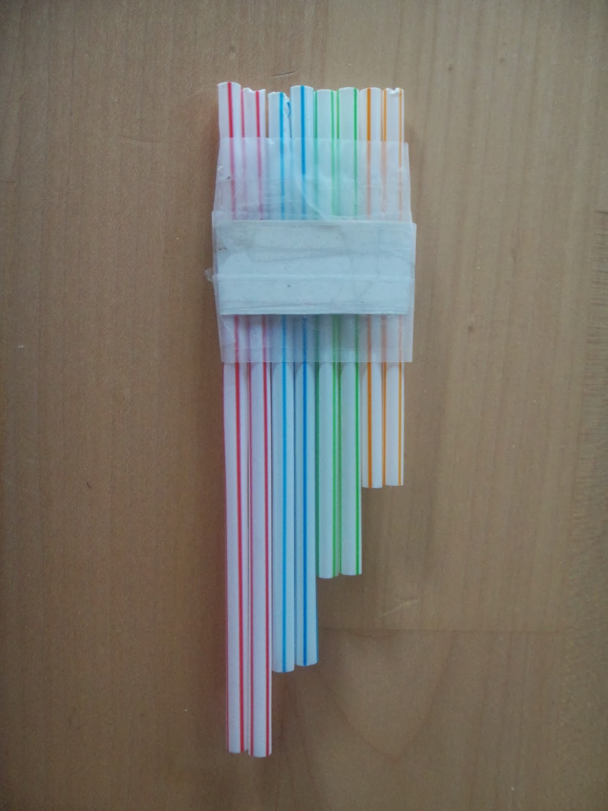 Mali improvizirani inštrumentki - žogice in kravate