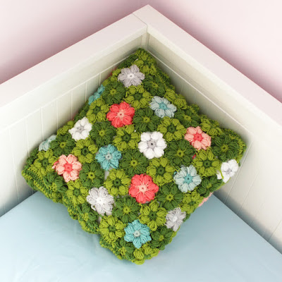Flower Bed Pillow & Molly Flower Pattern