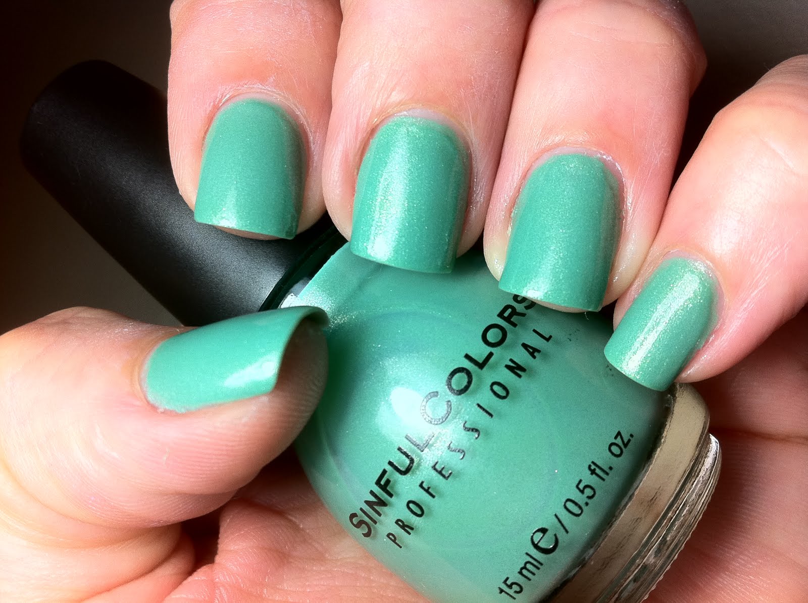 Lacquered Me: Green Apple from Sinful Colors Swatch