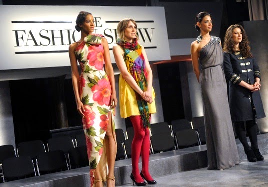 Inspirational Fashion: The Fashion Show: The Ultimate Collection