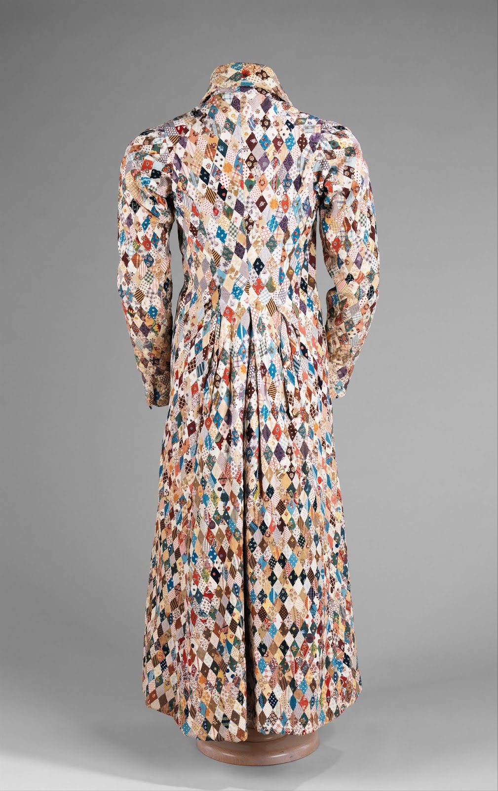 Matsukaze Workshops: Featured Garment: A patchwork dressing gown from 1820