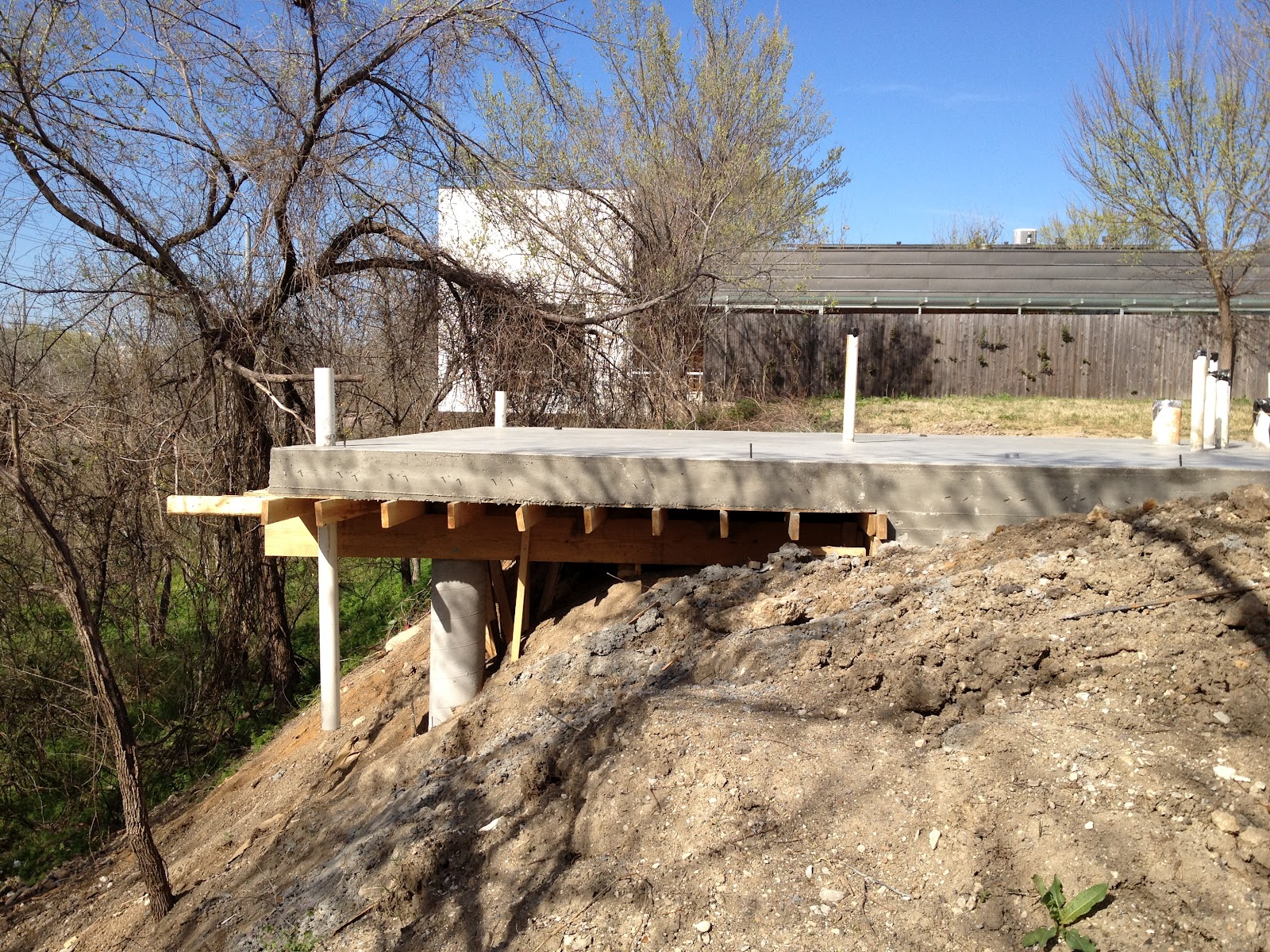 The ARRO House: A modern family residence: Slabtek Structural Slab ...