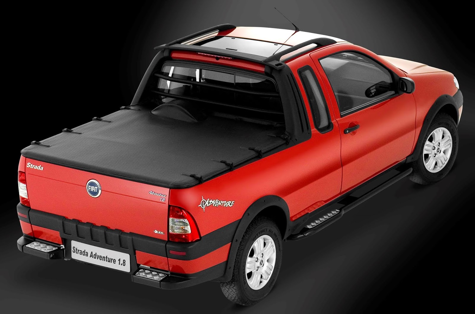 Fiat Strada completa 20 anos de mercado brasileiro