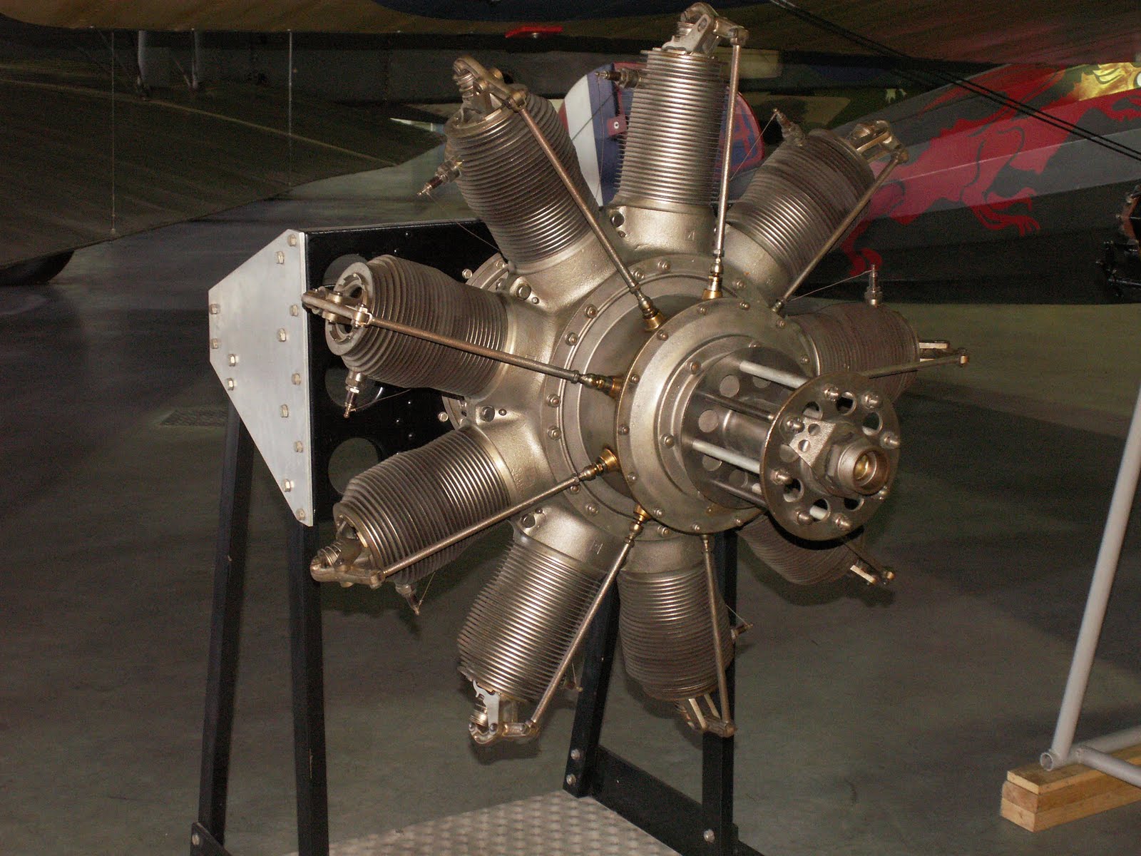 Engineering Johnson: Explosion Motors (In Broad Strokes)