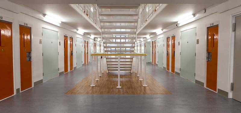 OFF-SITE: Prision modular construida en planta por KIER Group. Modular ...