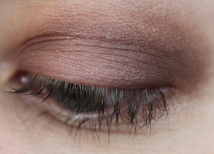 by Jessica Dawn: Neutral Eye using Stila's In The Light Eye Shadow Palette