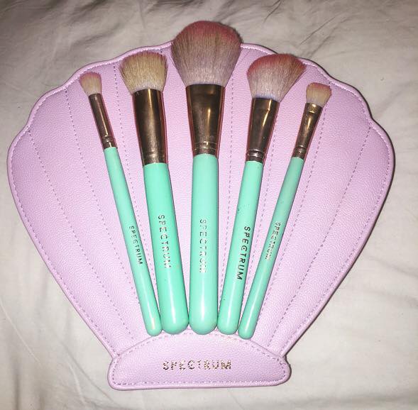 Mermaid Dreams, The Glam Clam by Spectrum Collections... | Turquoise ...