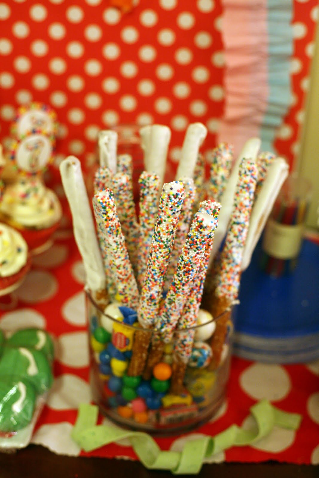 D.I.Y. Louisville: Bubble Gum Birthday Party