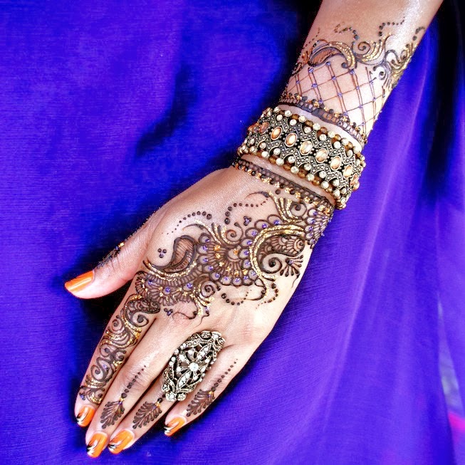 Mehndi Designs for Christmas / Wedding / Parties | Henna By Lali Henna ...