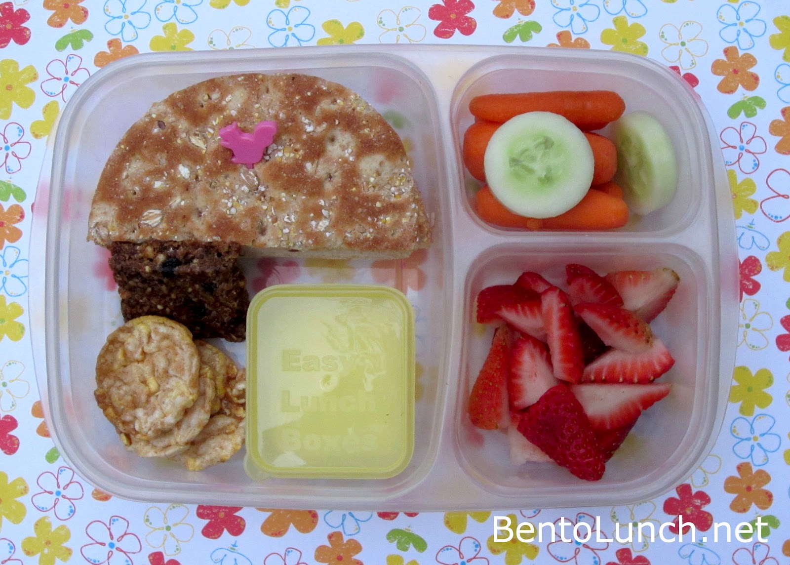 New EasyLunchboxes Mini-Dippers Bento