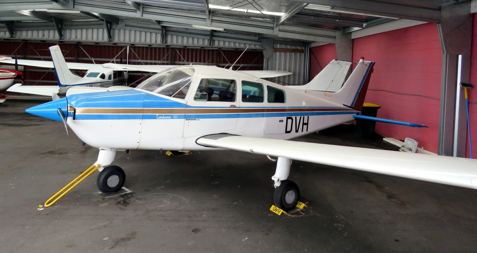 NZ Civil Aircraft: Beechcraft Sundowner ZK-DVH