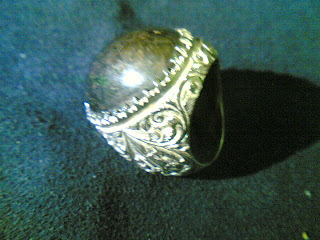 Badai Mencak Kelambit Biru: Besi Leilai atau Besi Leleh Asli dari Thailand