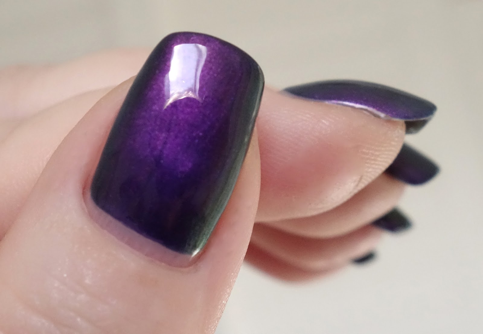 Lacquer Slacker Liz: Emily de Molly Midnight Serenade