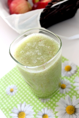 De Cozinha em Cozinha passando pela Minha: Sumo de melão, maçã e manjericão
