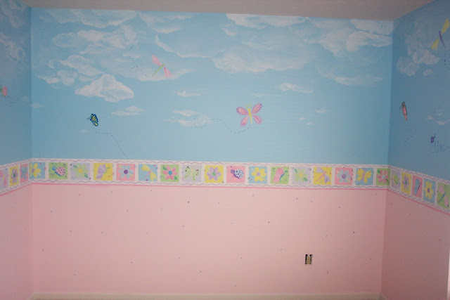 DDDesigns Murals: Girls Room with hand painted boarder