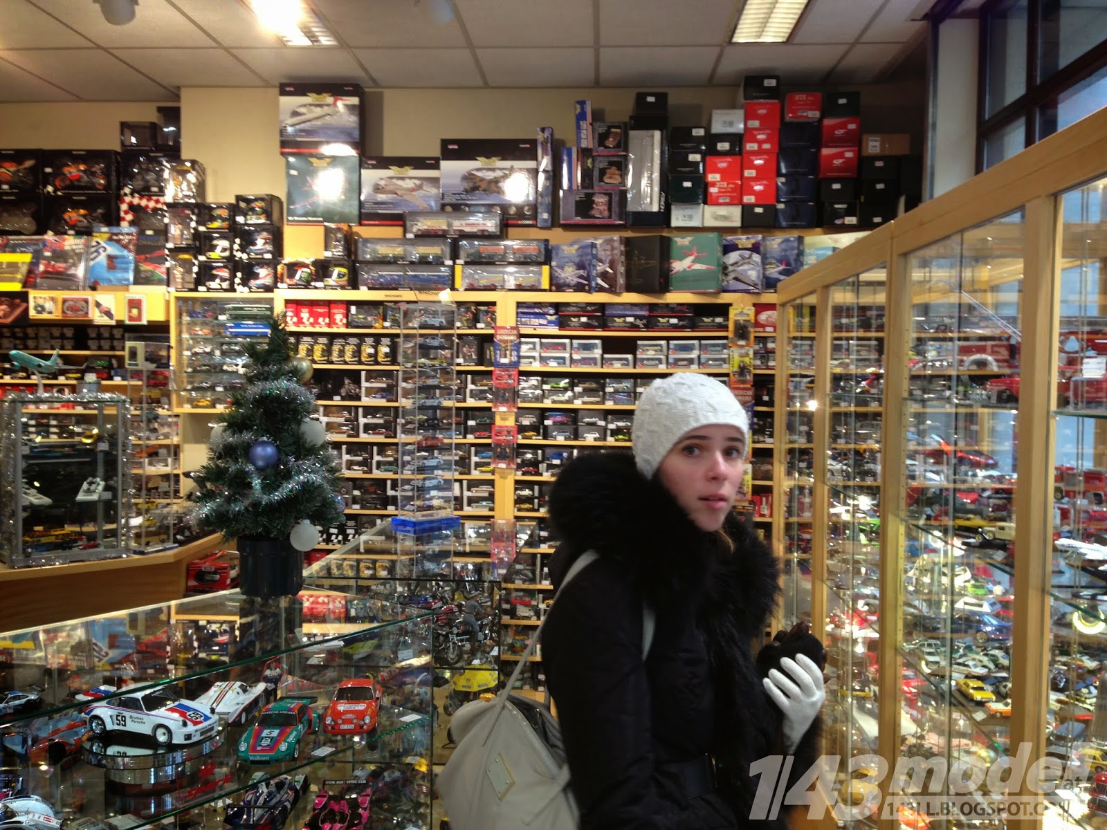 143modell: Brussels Grand Place Models, shop