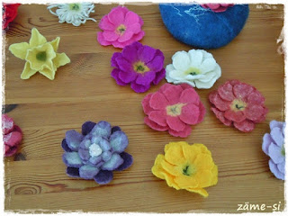zäme-si: Blumen Filzen...