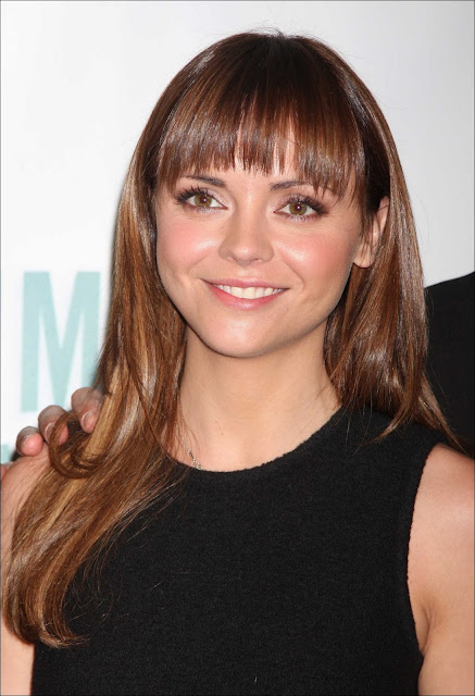 New WonderfulChristinaRicci: März 2018