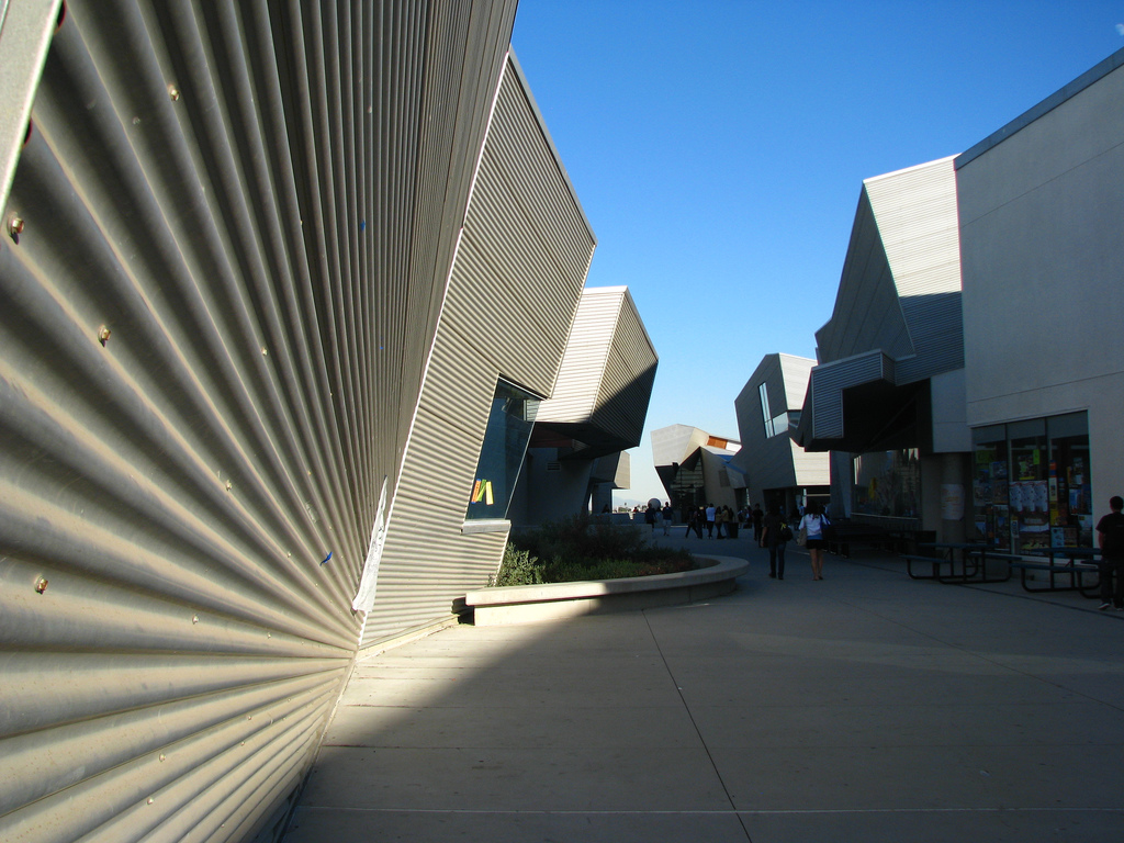 PRANCHETA DE ARQUITETO: PROJ EDUCACIONAL: DIAMOND RANCH HIGH SCHOOL, POMONA