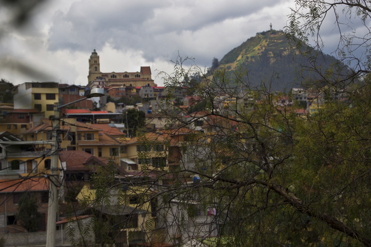 Souvenir Photo Studio, by Al Bourassa: Monday January 25, 2016 Azogues