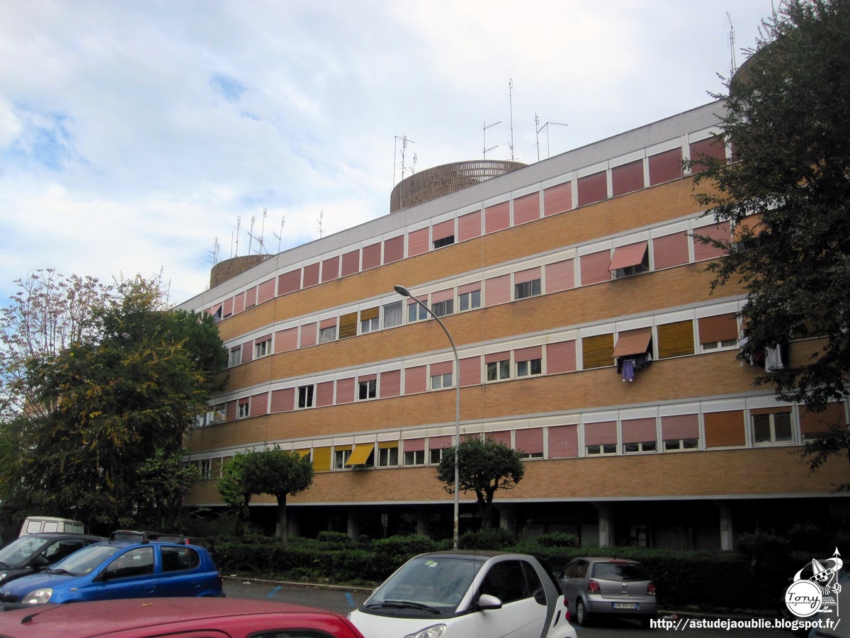 Rome - Palais des Sports, Village Olympique - P. L. Nervi
