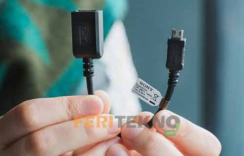 √ Pengertian Kabel USB OTG, Fungsi, Kelebihan & Kekurangan